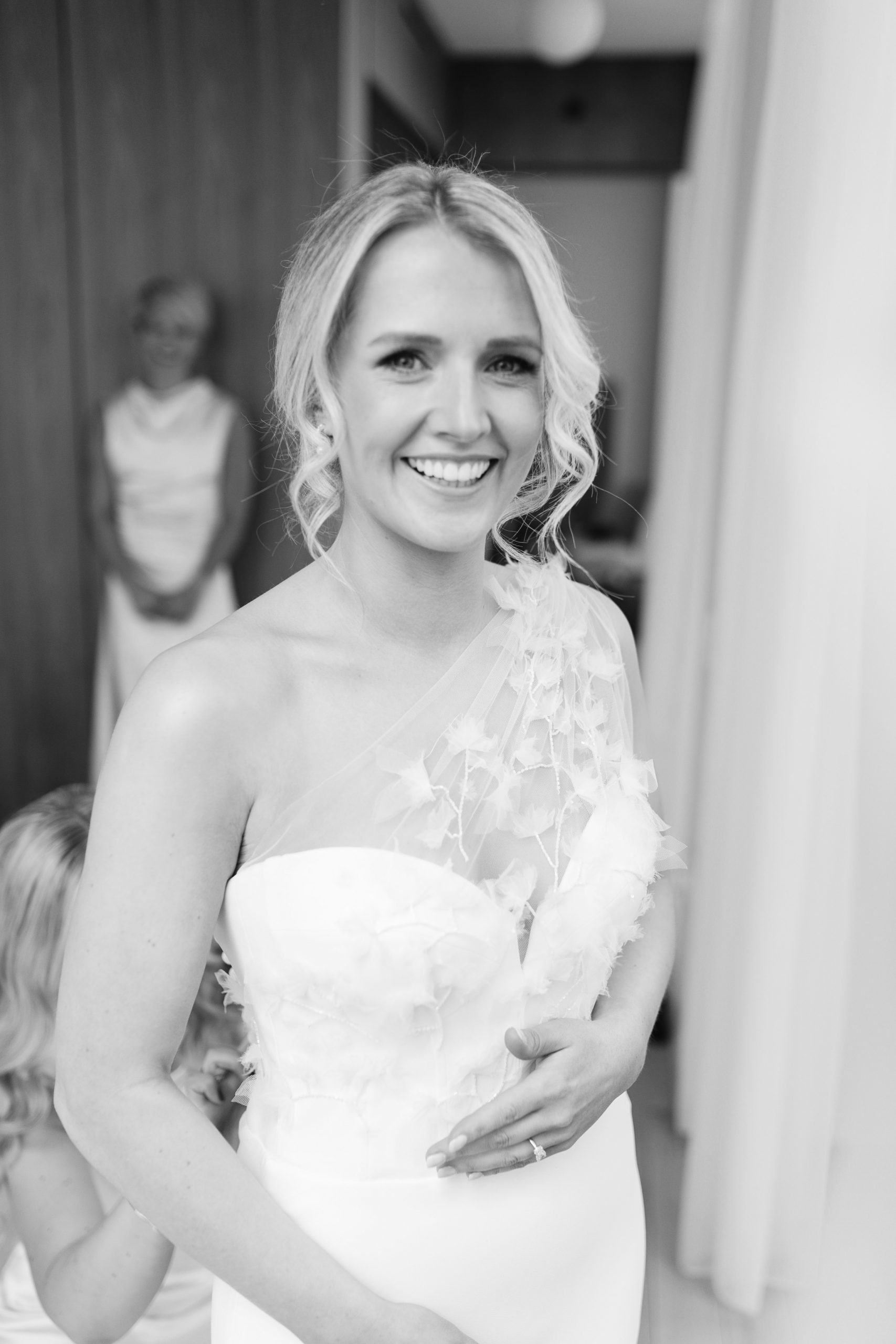 Sophisticated & Stylish New York Wedding In Suzanne Neville Gown | The ...